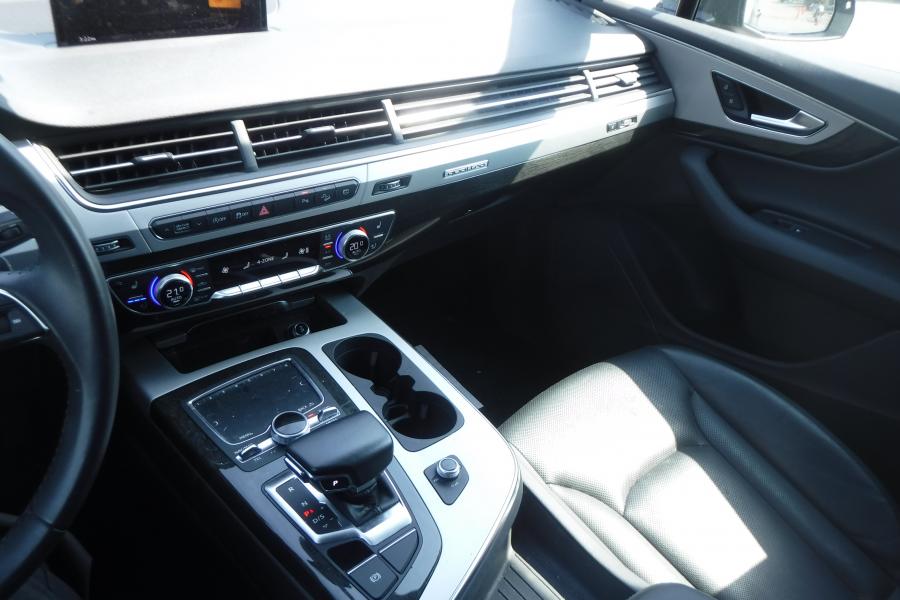 2018 Audi Q7 With 3rd Row Seating 3.0T Progressiv S-Line | Repo.com