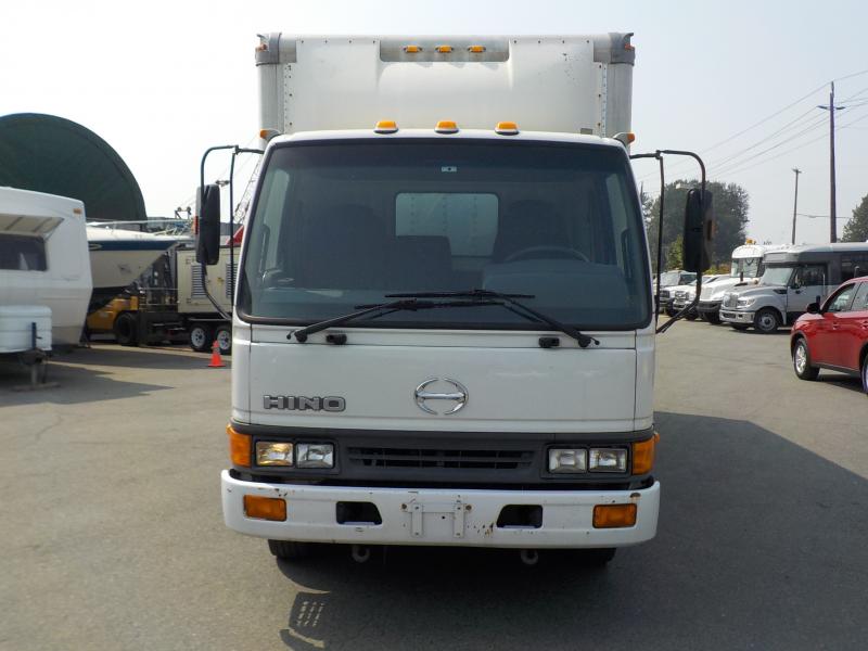 1998 Hino FB1817 16 Foot Diesel Cube Van with Power Tailgate | Repo.com