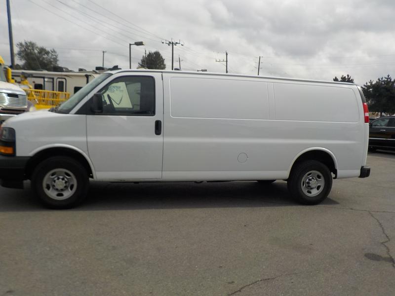 2018 Chevrolet Express 2500 Cargo Van Extended | Repo.com
