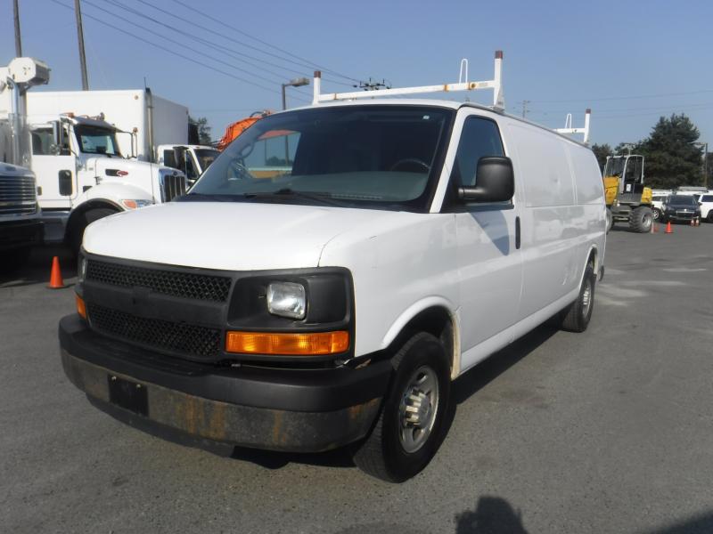Repo.com | 2008 Chevrolet Express 2500 Extended Cargo Van With Roof ...