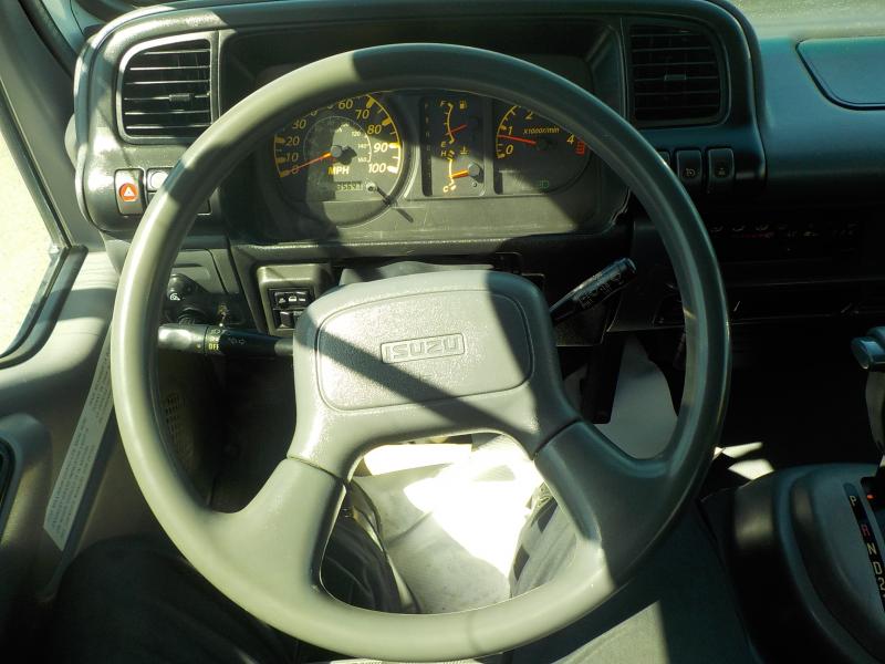 2006 Isuzu Npr Lcf 14 Foot Service Truck Turbo Diesel | Repo.com