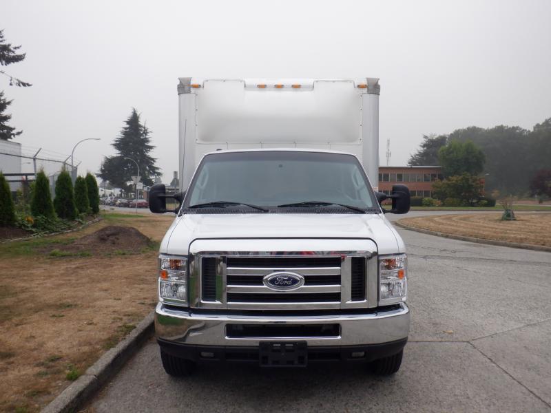 2017 Ford Econoline E-450 16 Foot Cube Van With Ramp | Repo.com