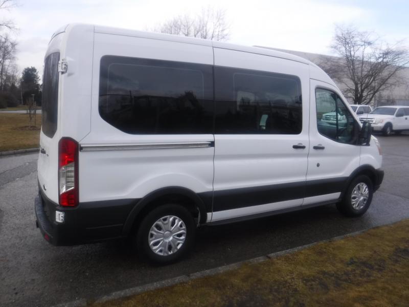 2017 Ford Transit 150 Medium Roof XLT 130 inch Wheelbase 8 Passenger ...
