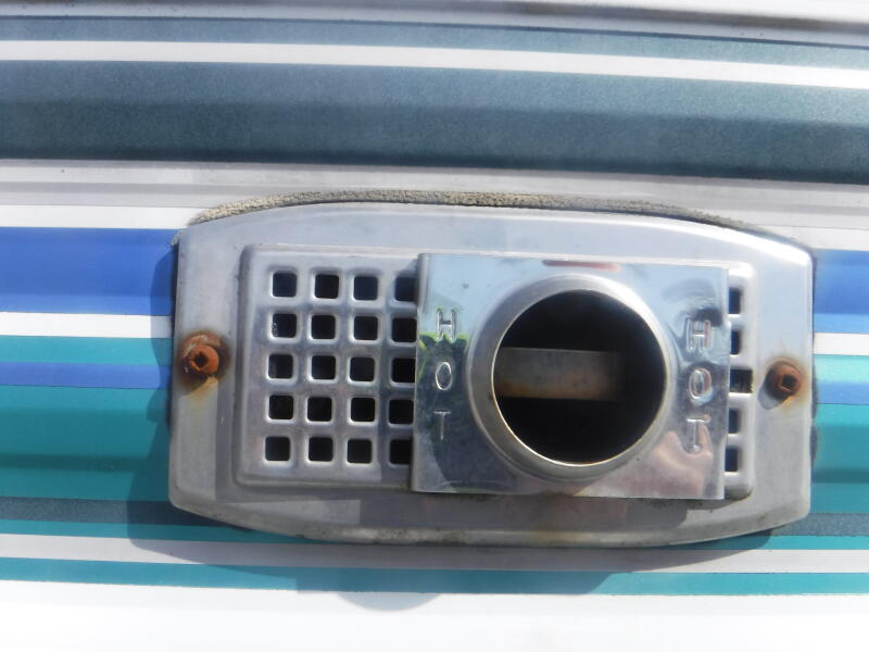 Repo.com | 1999 Slumber Queen Truck Camper