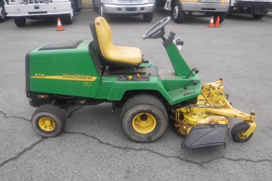 2006 John Deere F725 Lawn Mower | Repo.com