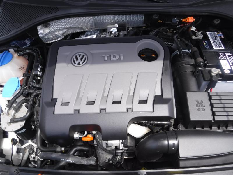 2013 Volkswagen Passat 2.0L TDI SE AT Diesel | Repo.com