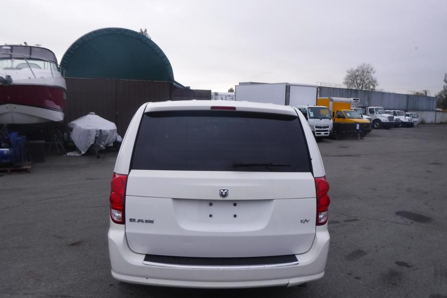 Repo.com | 2013 Dodge Cargo Van With Rear Shelving