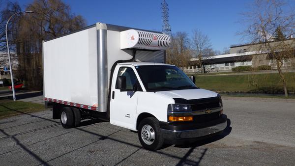2018 Chevrolet Express G4500 14 Foot Reefer Cube Van 2 Seater Dually ...