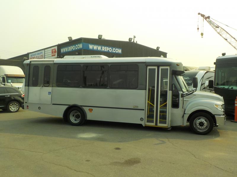 2013 International 3000 22 Passenger Bus Diesel with Wheelchair ...