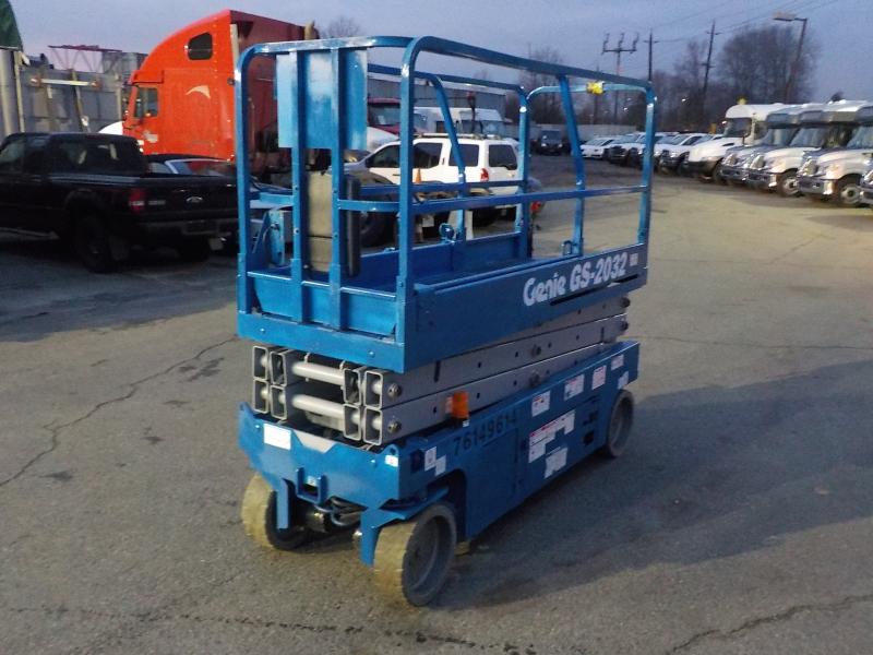 2012 Genie GS-2032 Scissor Lift Electric | Repo.com