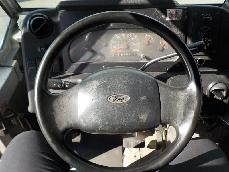 1999 Ford Utilimaster E-350 Step Van Cargo | Repo.com