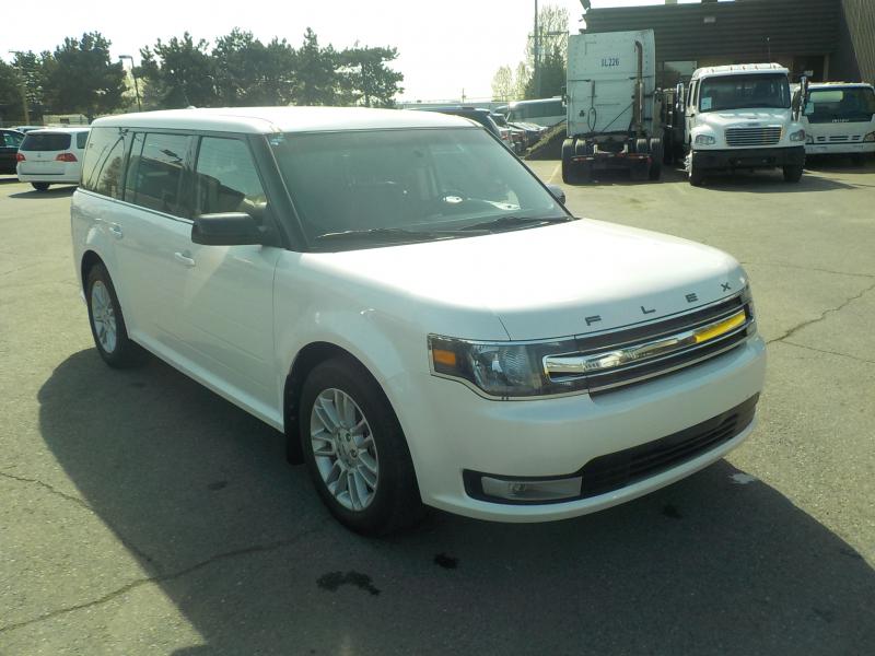 Repo.com | 2014 Ford Flex SEL AWD 7 Passenger with Third Row Seating
