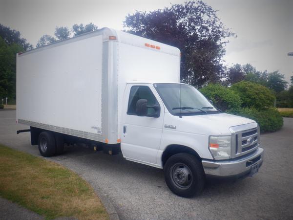 2008 Ford Econoline E-450 16 Foot Cube Van Loading Ramp Diesel | Repo.com