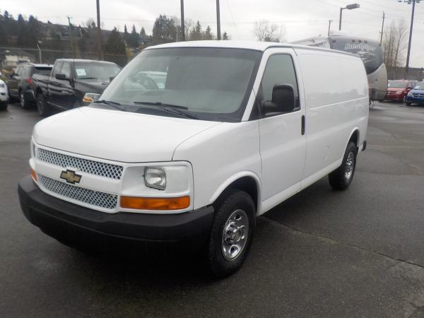 2008 Chevrolet Express 2500 Cargo Van with Shelving | Repo.com