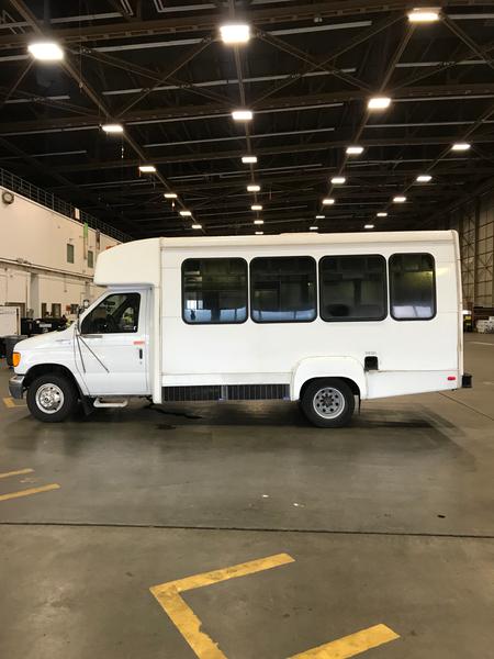 Repo.com | 2004 Ford Econoline Super Duty E-450 Bus Diesel