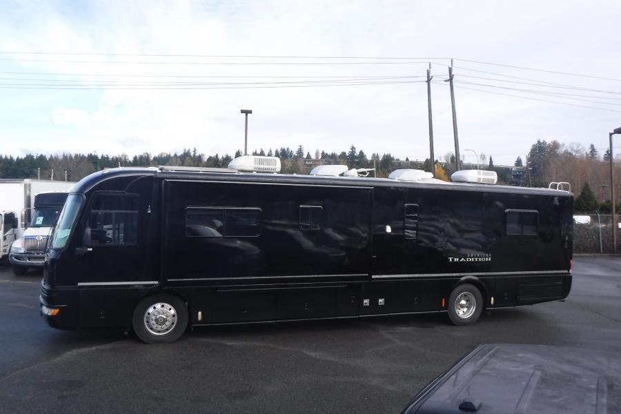 1999 Spartan American Tradition 40 Foot Motorhome (2 Slide-outs) with ...