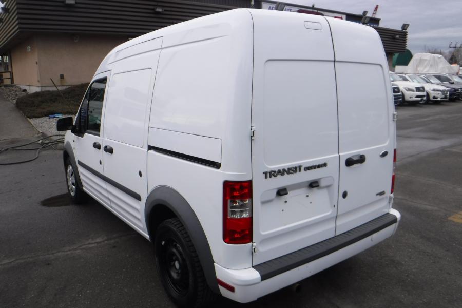 2013 Ford Transit Connect XLT Cargo with Bulkhead Divider | Repo.com