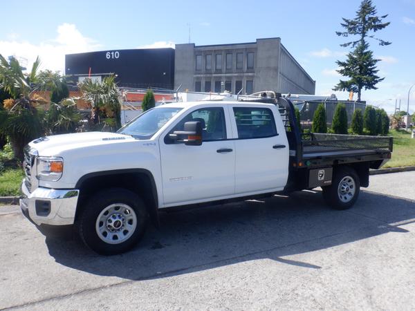 2018 GMC Sierra 3500HD 8 foot 6 inches Flat Deck 4WD Diesel | Repo.com