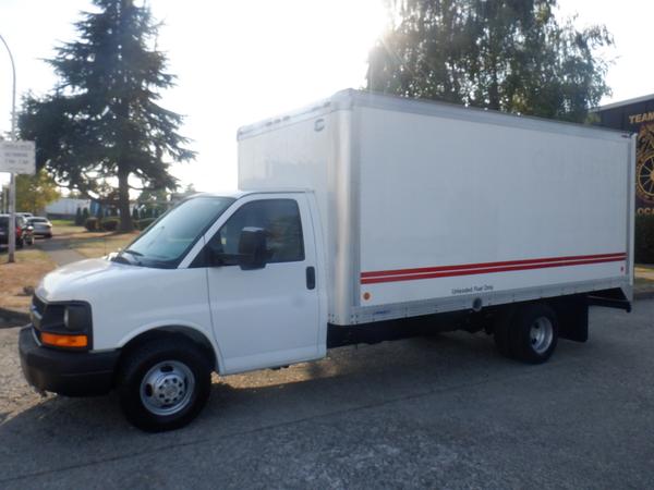 2010 Chevrolet Express G3500 16 Foot Cube Van With Ramp | Repo.com