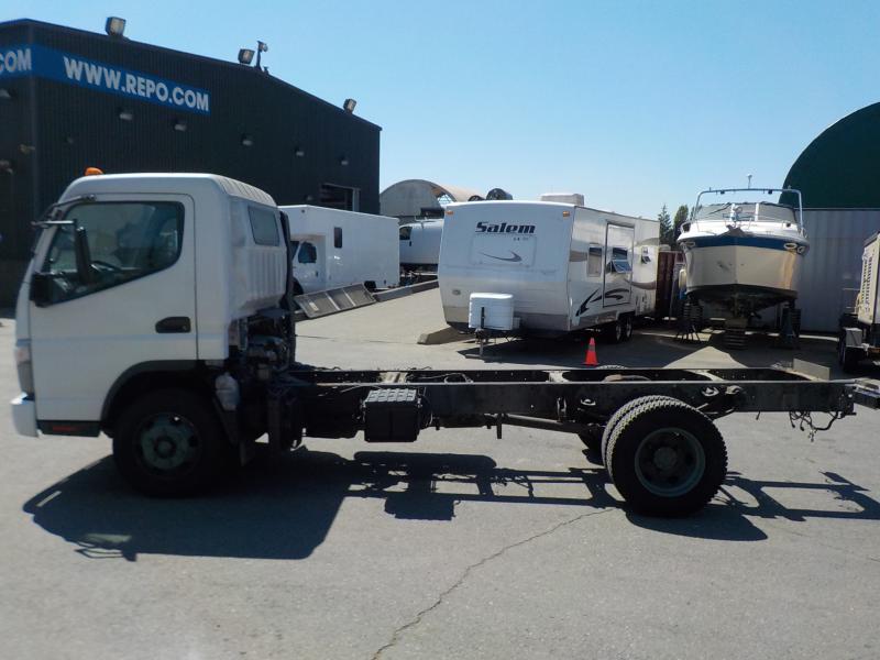 2010 Mitsubishi Fuso FE85D Diesel 176" Cab & Chassis | Repo.com