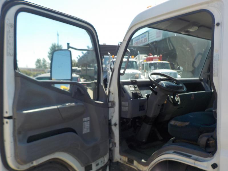 2010 Mitsubishi Fuso FE85D Diesel 176" Cab & Chassis | Repo.com
