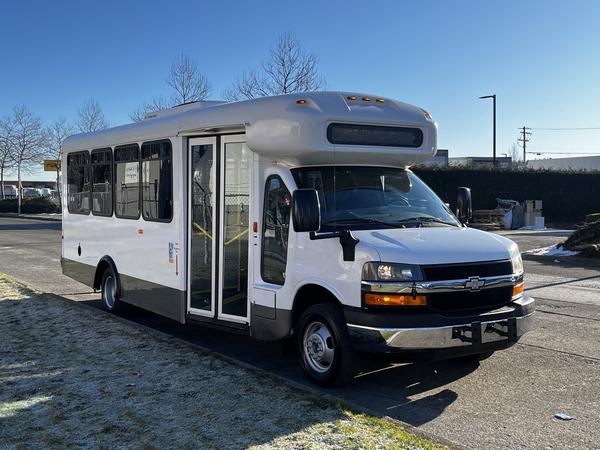 2012 Chevrolet Express G4500.G4500 21 Passenger Bus With Wheelchair ...