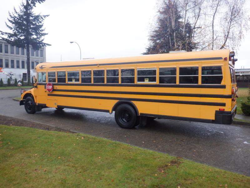 2006 Blue Bird Vision 48 Passenger Diesel School Bus With Hydraulic ...