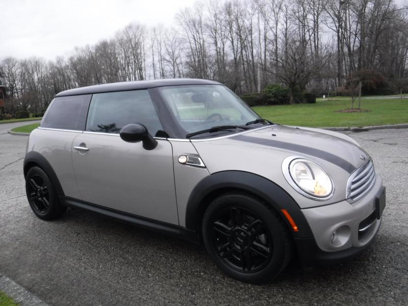 2013 Mini Cooper Baker Street Edition | Repo.com