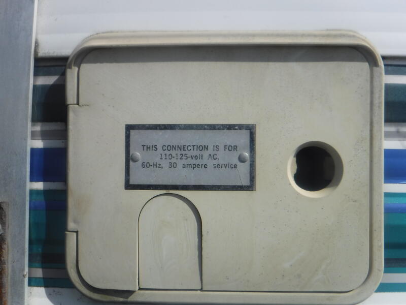 Repo.com | 1999 Slumber Queen Truck Camper