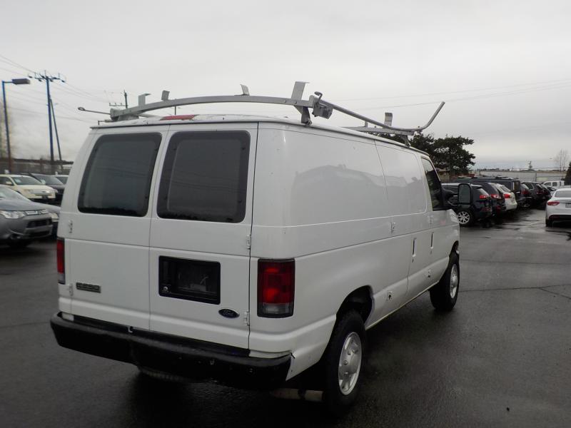 2008 Ford Econoline E-250 Cargo Van with Shelving & Ladder Rack | Repo.com