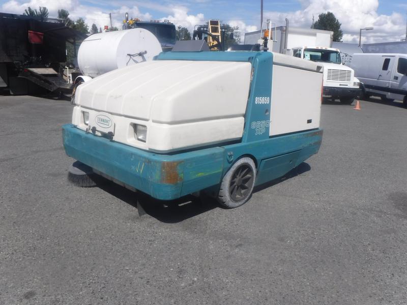 2007 Tennant 6650 XP Street Sweeper Propane | Repo.com