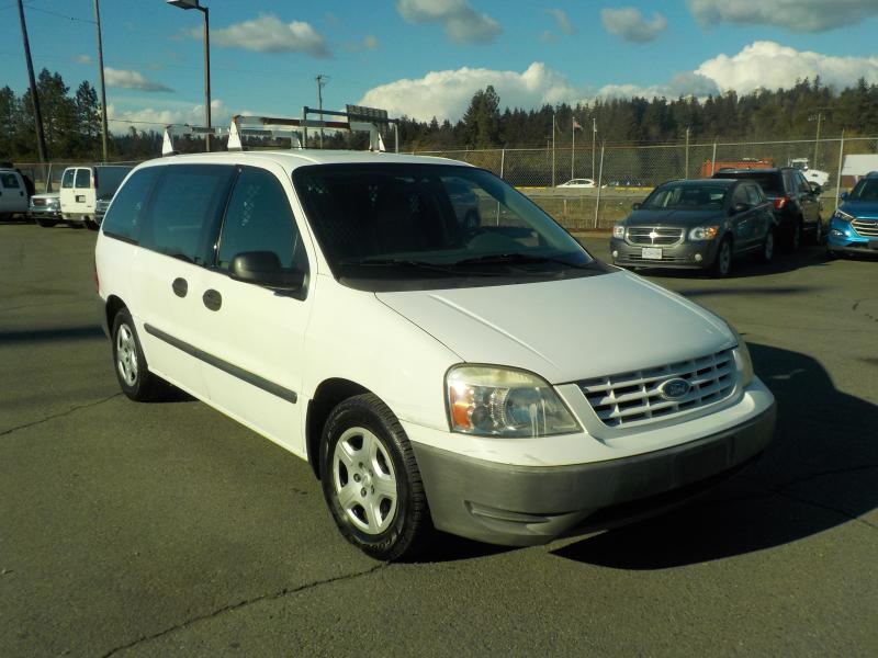 2006 Ford Freestar Cargo Van with Ladder Rack | Repo.com