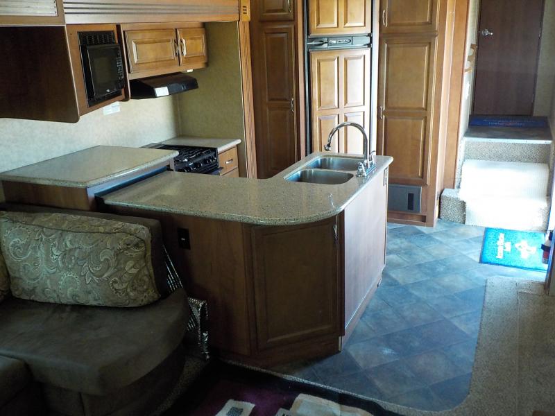 2013 Heartland Sundance 3270RES 32 Foot Fifth Wheel Trailer w/ 3 Slide ...