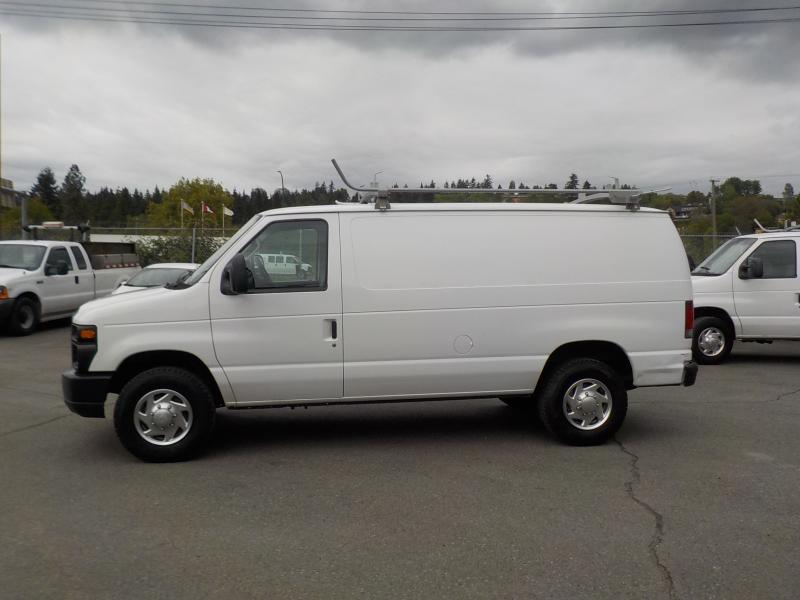 2010 Ford Econoline E-250 Cargo Van W/ Rear Shelving & Bulkhead | Repo.com