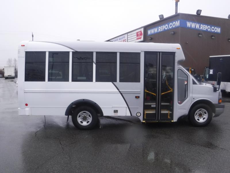 2011 Chevrolet Express G3500 7 Passenger Bus with Wheelchair ...