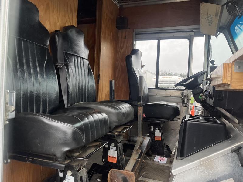 2012 Workhorse W62 Work Shop Step Van | Repo.com