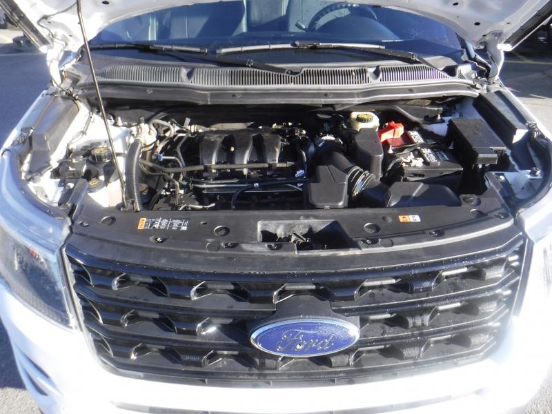 Repo.com | 2016 Ford Explorer EX Police Interceptor 4WD