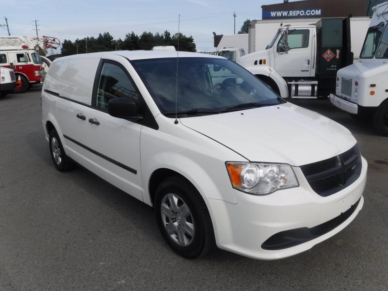 2013 Dodge Caravan RAM Cargo Van with Rear Shelving | Repo.com