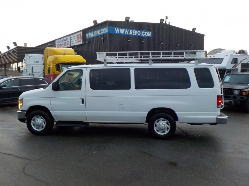 2008 Ford Econoline E-350 Extended 15 Passenger Van with Roof Rack ...