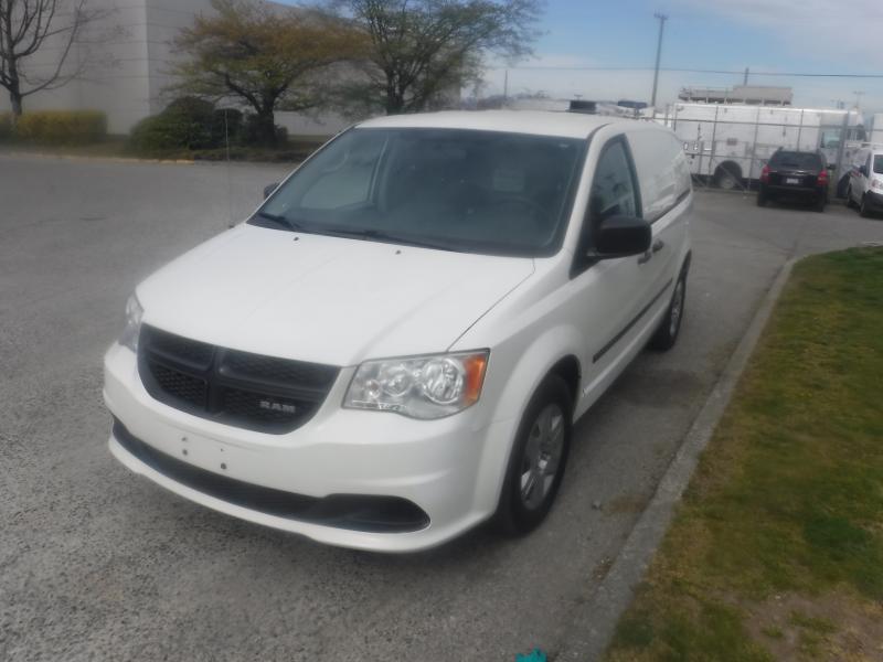 2013 Dodge Cargo Van Rear Shelving | Repo.com