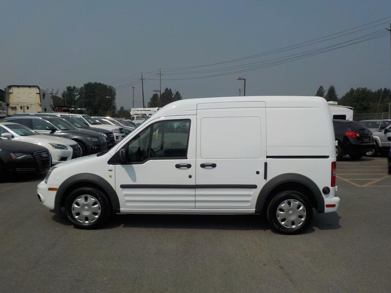 Repo.com | 2012 Ford Transit Connect Cargo Van XLT with Bulkhead Divider