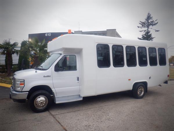 2008 Ford Econoline E-450 17 Passenger Bus With Wheelchair ...