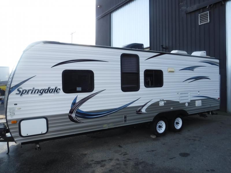 2014 Keystone Springdale 26 Foot Travel Trailer with Bunk Beds | Repo.com