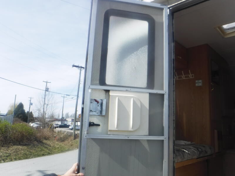 1999 Slumber Queen Truck Camper | Repo.com