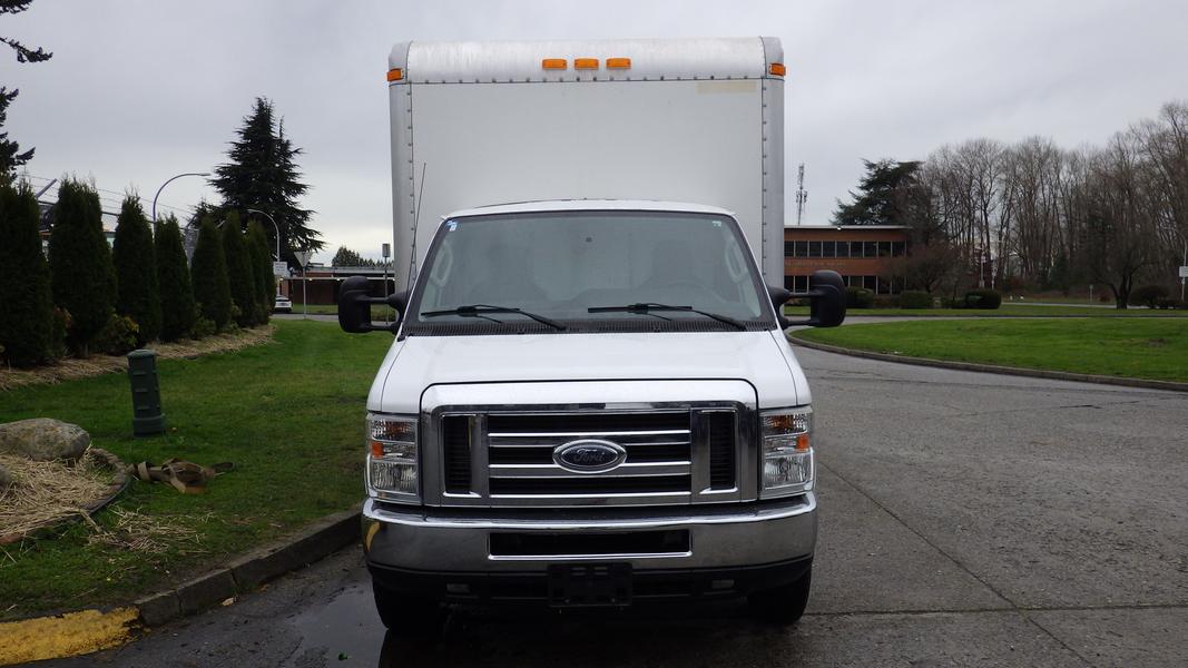 2014 Ford Econoline E-450 16 Foot Cube Van | Repo.com