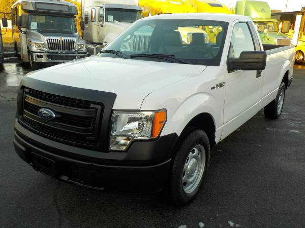 2014 Ford F-150 XL Regular Cab Long Box 2WD | Repo.com