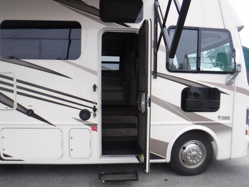 2018 Ford Thor Ace 30.3 Motorhome with 2 Slides | Repo.com