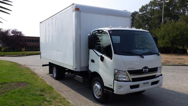2015 Hino 195 18 Foot Cube Van 3 Seater Diesel | Repo.com