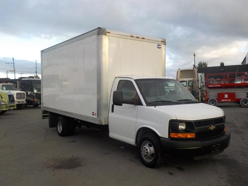 2014 Chevrolet Express G3500 16 Foot Dually Cube Van with Ramp | Repo.com