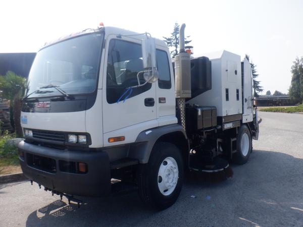 2006 GMC F7B042 T7500 Sweeper 2 Seater Diesel With Air Brakes | Repo.com